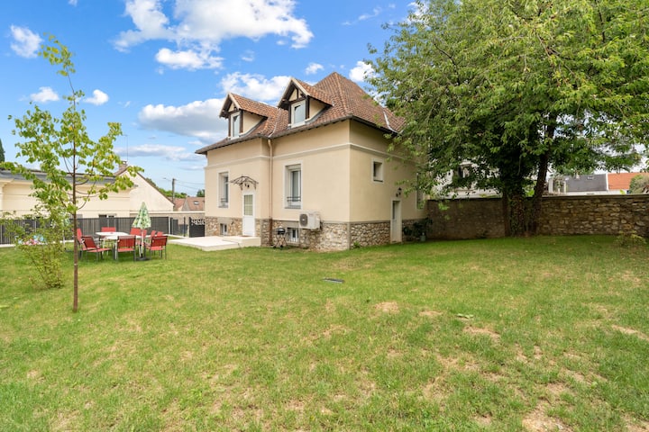 Villa Pour 13 Pax à 20 Min. De Disney + 2 Parkings - Pontault-Combault