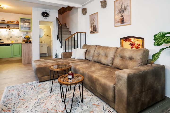 Villa Eterna 1806 - Mimice