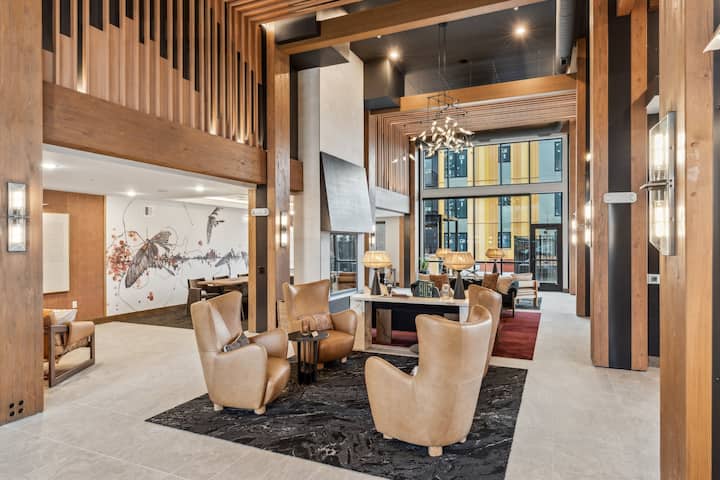 Stylish Suburban Escape - Welcome! - Eden Prairie, MN