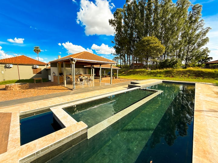 Chácara Nova, Com Piscina Aquecida E Ar Condicion. - Olímpia