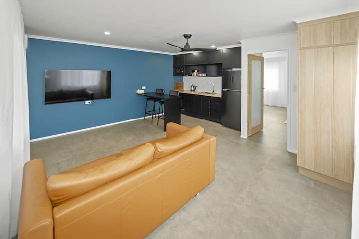 Studio Four - Bundaberg Central
