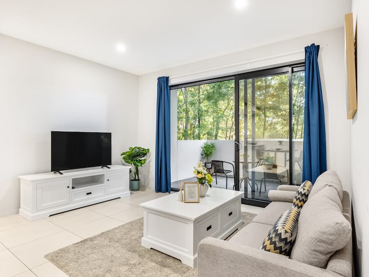 2br Apartment W/ Balcony Easy Access All Hotspot - Brisbane