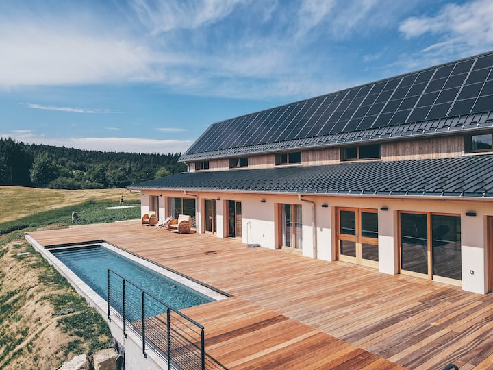 Chalet De La Villette - Le 
Gite - 17p - Savoie