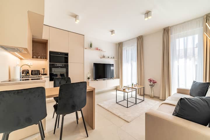 Hajnal Residence 3 Deluxe By Mital - Szeged