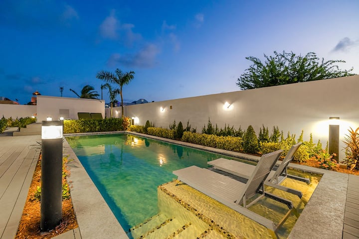 Modern 2ba2br Condo | Pool + Gym Near Palm Beach - Aruba