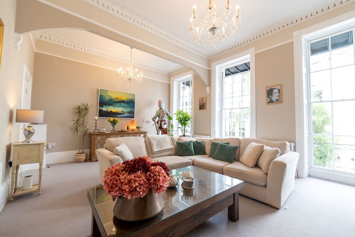 Regency Grandeur In Cheltenham Sleeps 15 - Cheltenham