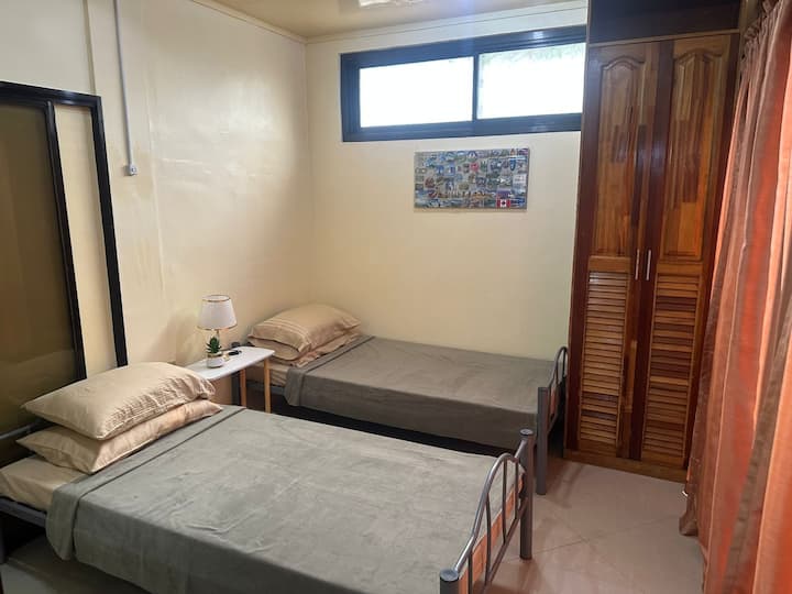 Cozy Guest House For 4 In Daraga, Albay - Daraga