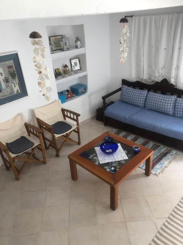 The Stegadi House _ Ολόκληρη Κυκλαδίτικη κατοικία. - Kea