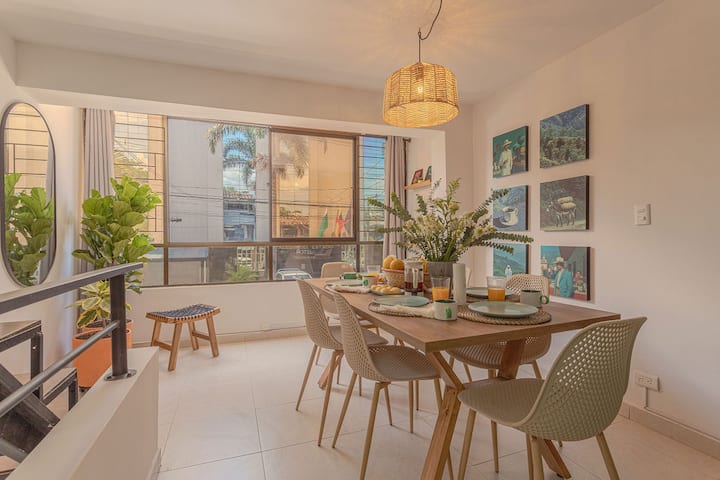 Cerca Al Estadio/ Casa Para 6/self Check/parking - Medellín