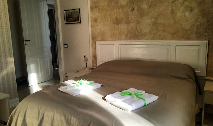 Appartamento Artistico Ed Elegante - Salerno