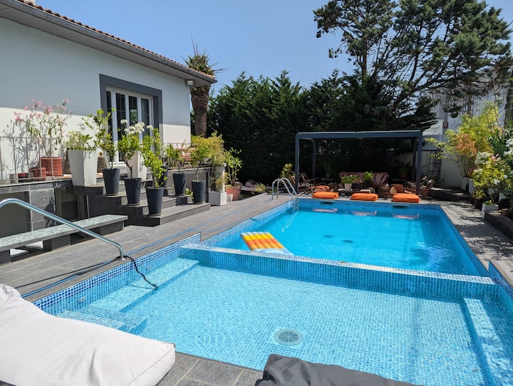 Villa Avec Piscine Proche Plage Chambre D'amour - Anglet