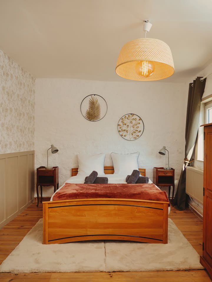 Gîte Authentique° Spacieux ° Terrasse ° Wifi ° 8p - Pontoise