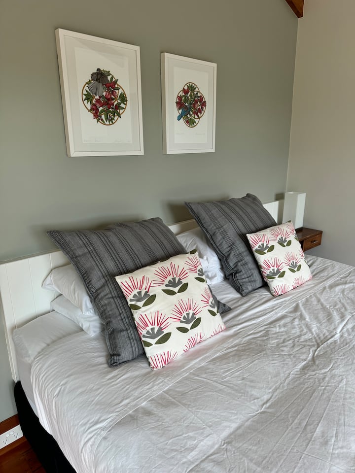 Tea Tree Cottage - Russell
