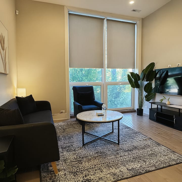 Sleek 1br Apt W/ Laundry - Uptown - Chicago