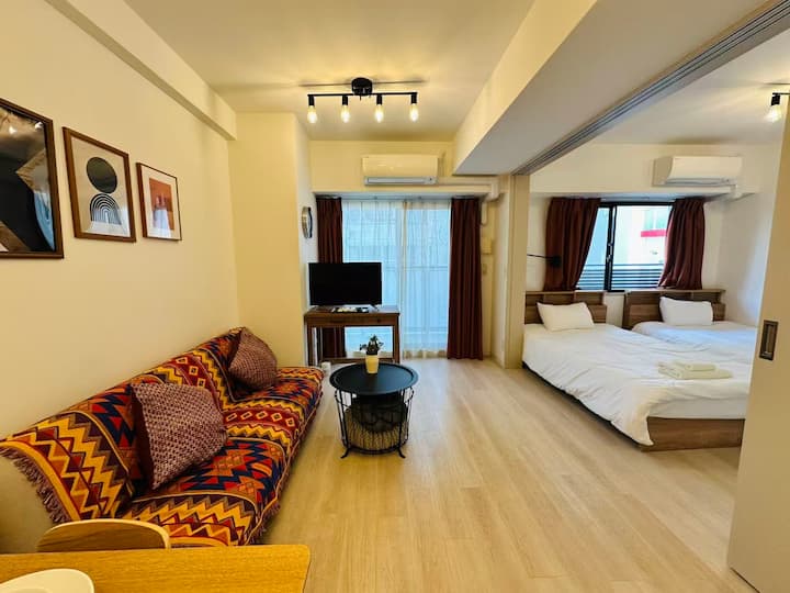 日本橋民泊6a：2室1厅2洗漱1卫1浴/步行可达黑门市场/动漫街/通天阁/靠近日本桥站/关西机场直达 - Osaka