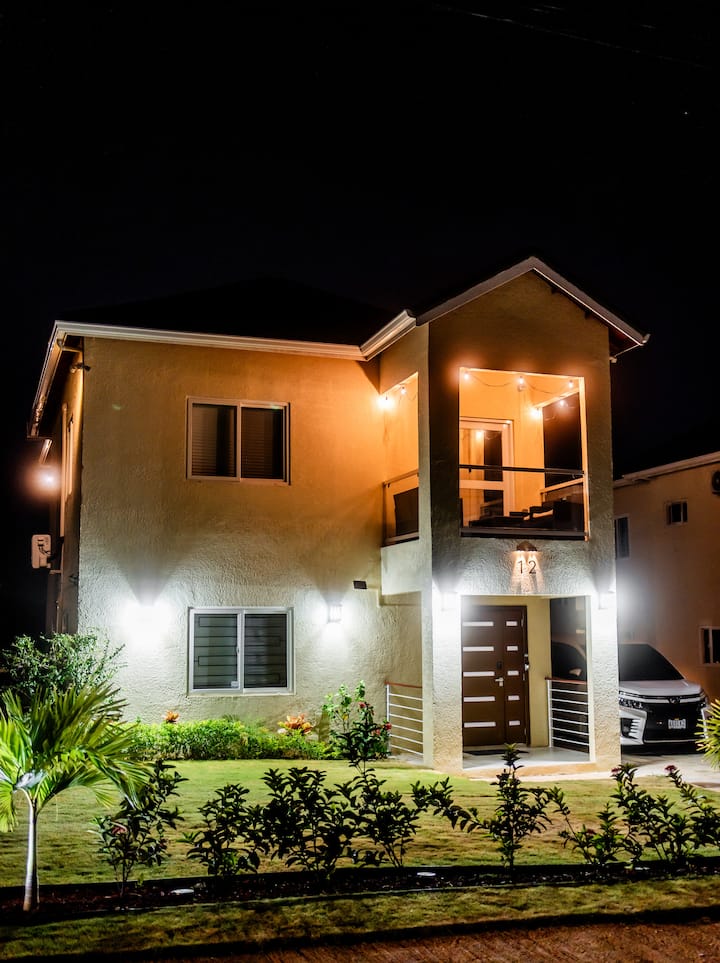 Elevate Escape Ocho Rios Jamaica “Gated Community” - Ocho Rios