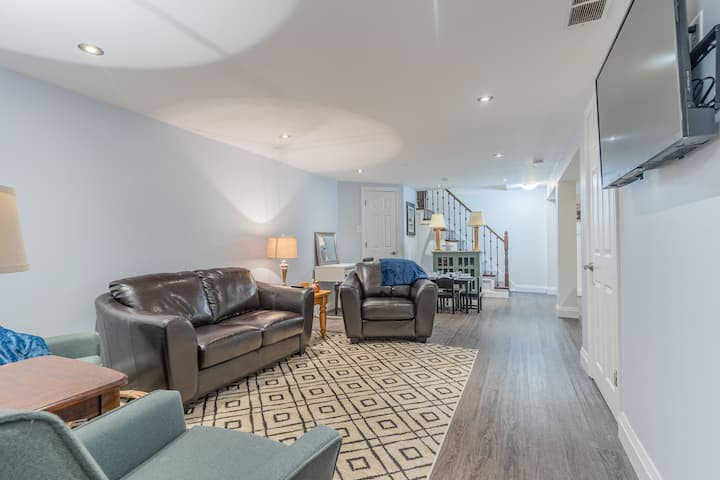 Cozy 2 Bedroom Unit | Wi-fi & Parking - St. George