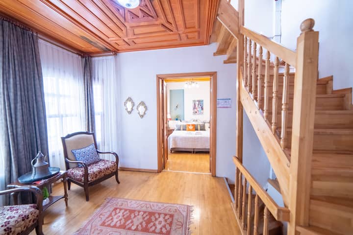 Spacious Historic House Kadırga: 6 Bedroom -3 Bath - 伊斯坦堡