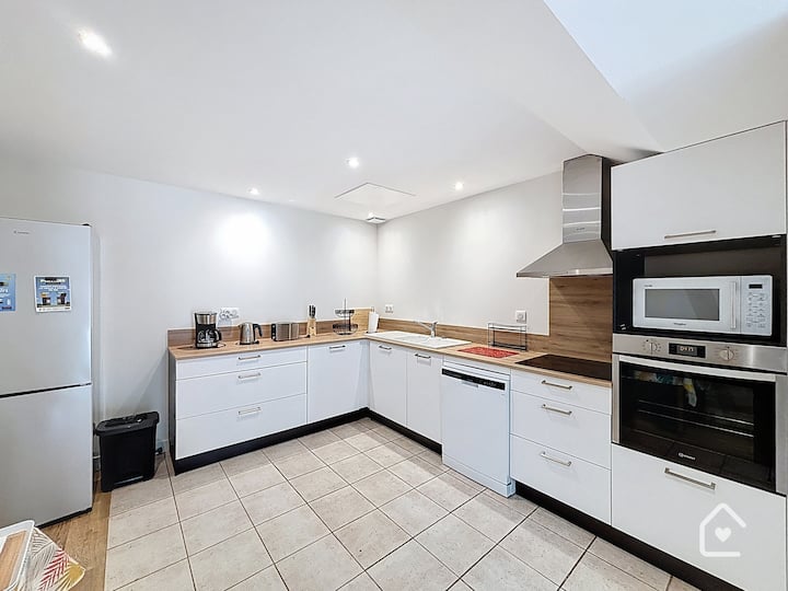 La Campagne à La Ville - Parking Sécurisé - Poitiers