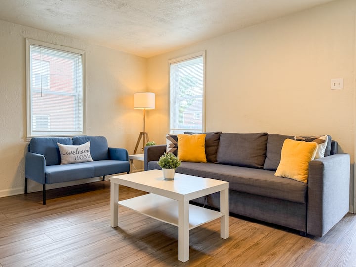 Pittsburgh 3br – Sleeps 12, 8 Comfy Beds - Old Mill, West Mifflin