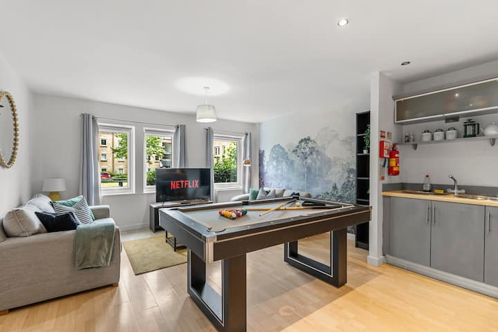 Stylish York Getaway - Pool Table - Free Parking - York