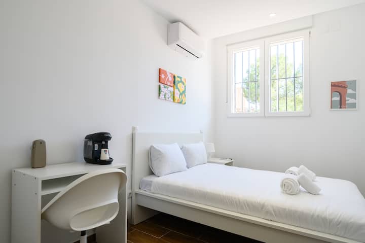 Private Room In Carabanchel Area (3) - Leganés