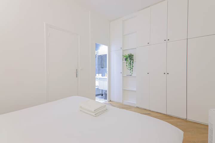 2 Bedroom Apartment-8p-madeleine With Netflix - Houilles