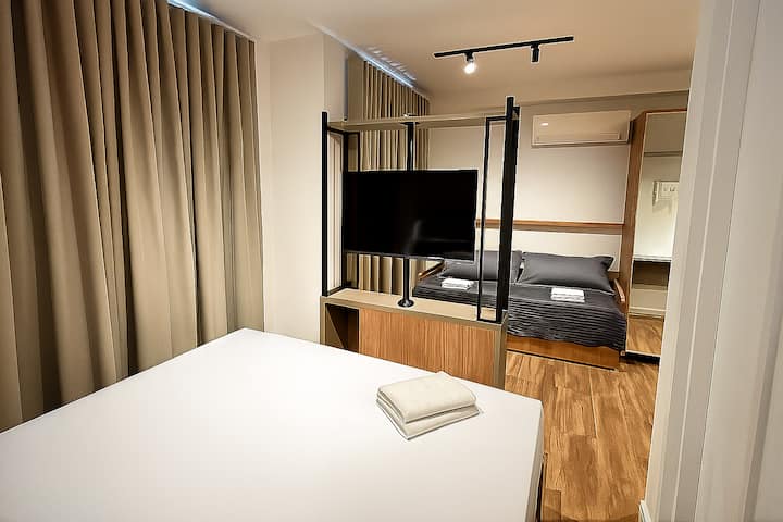 Ibz711 - Studio Completo C/jacuzzi/pscina/academia - Curitiba