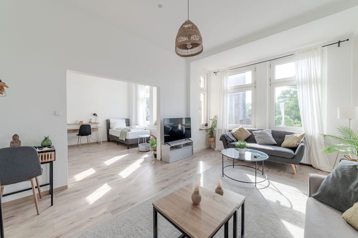 Spacestays Apartment For 6 - Bochum