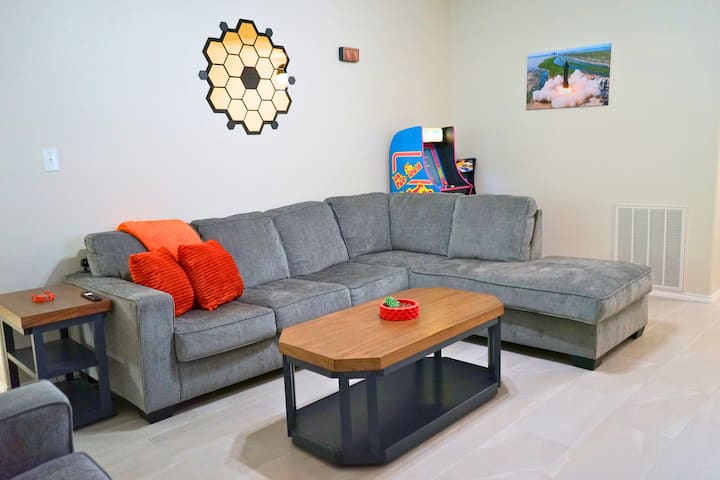 Maison Moderne Thème Spatial Près De Spacex - Brownsville, TX