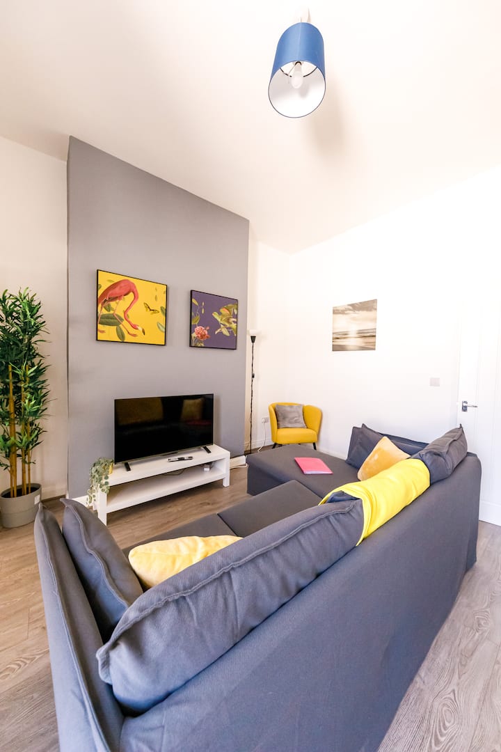 Huge 4bed & Secure Parking - Contractors Welcome! - Sunderland