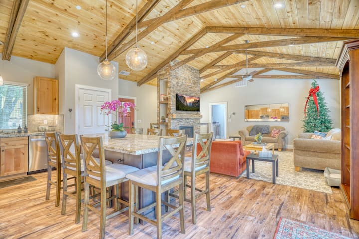 Yosemite Retreat - Groveland, CA