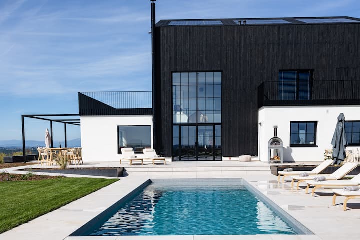 Designvilla Mit Pool&sauna, Alleinlage Am Weinberg - Avusturya