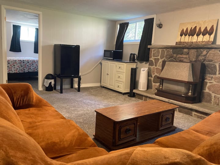 Private Suite Unit #2 + Private Bathroom Next Door - North Bay