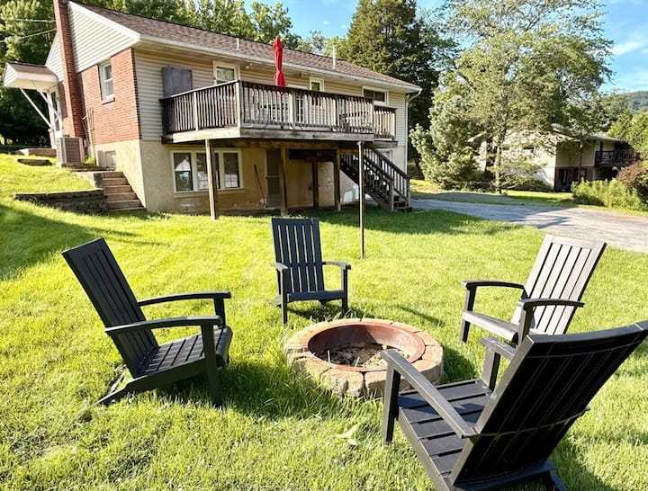 Country Cottage Retreat - Reading, PA