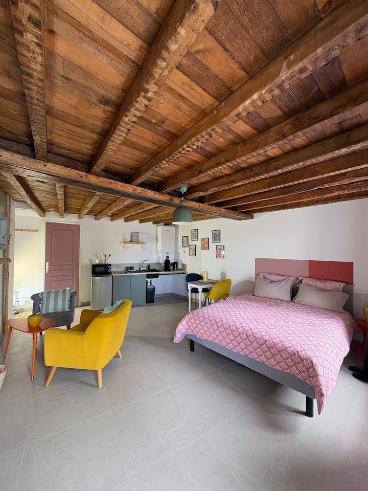 Studio Pop • 25m2 • Neuf Et Coloré - Bellême