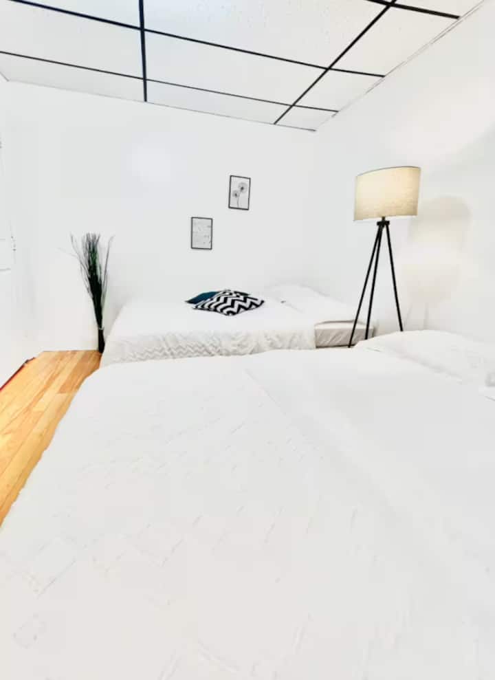66-3bedroom Apartment - Great Neck, NY