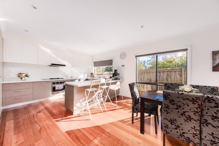 Welcome Home @ Burwood - Box Hill