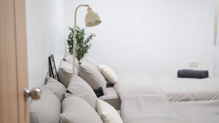 (Newly) 11curvey Home Mrt Sutthisan - Bangkok