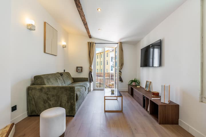 Magnifique Et Lumineux 3 Pièces Dans Le Carré D'or - Nice