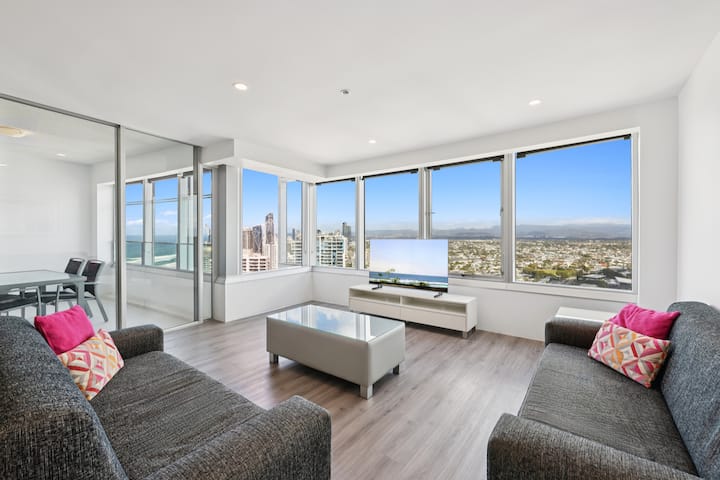 Skyline Serenity @ Q1 - Surfers Paradise