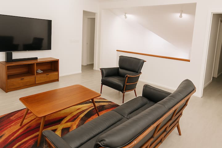 Sandhouse Fiji, 3br Apartment, 5-min Walk To Beach - Fiji