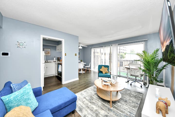 Greenway 1br | Fast Wifi + Desk | Exec Stays - Houston, TX