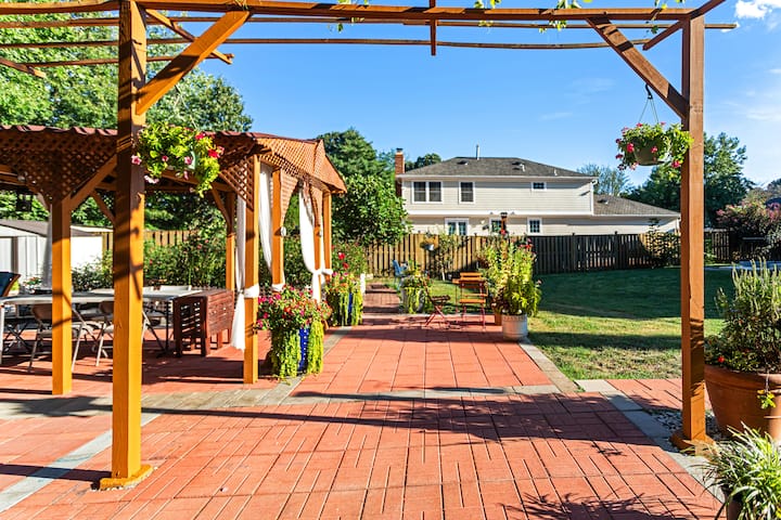 Garden Hallow - Woodbridge, VA