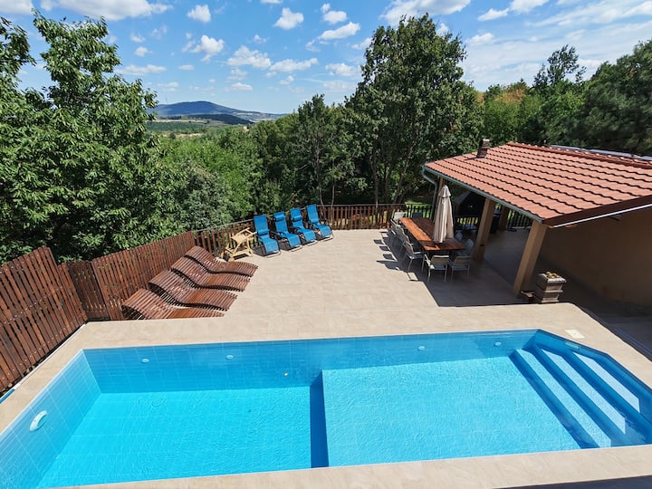 Lipahill Luxe - Serbia