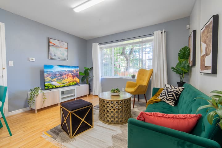 Modern 2br Guestsuite | Trout Lake | Kingsway, Bus - Vancouver