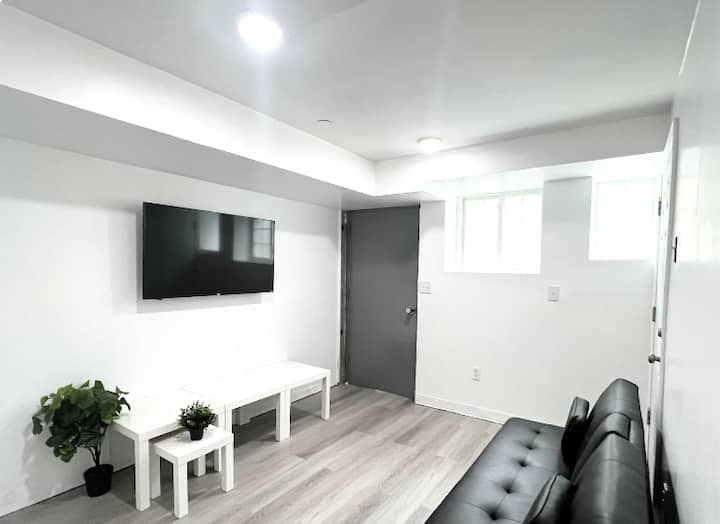 2 Bedroom Apartment - Douglas Manor - Queens NY