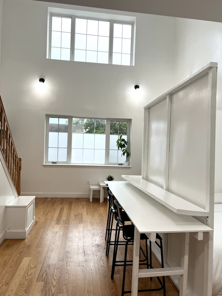 Modern 3 Bedroom Apartment - Valley Stream, NY