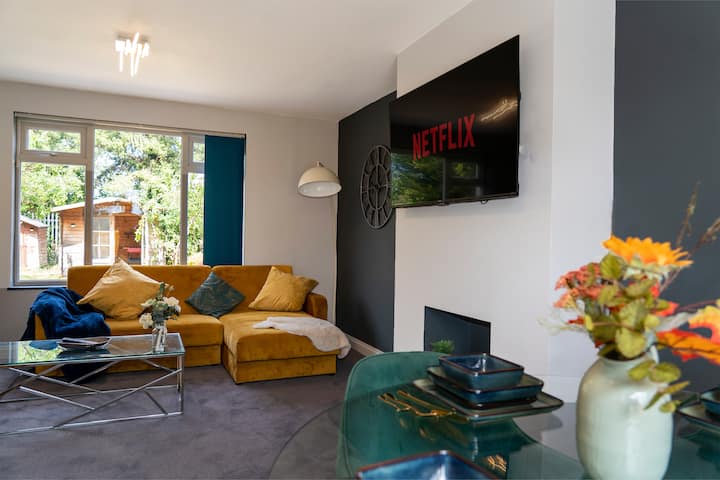 Games Room Free Parking House - Brístol