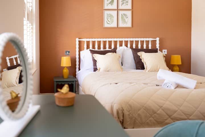 Great Location Beautiful Townhouse 4br Bath City - Bath